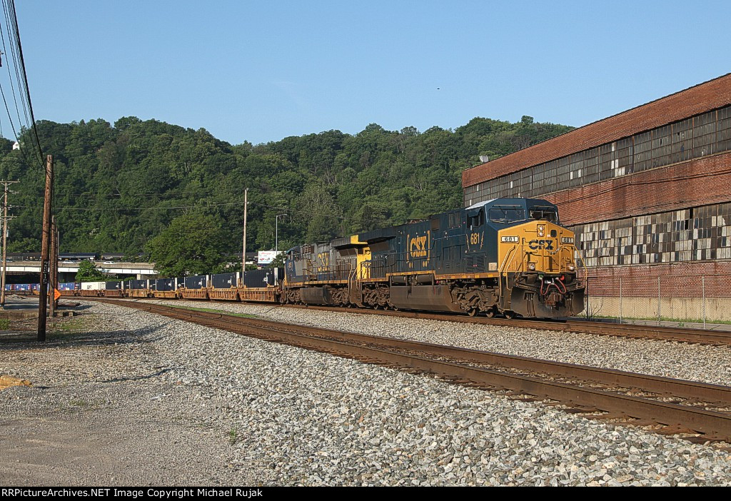 CSX 681